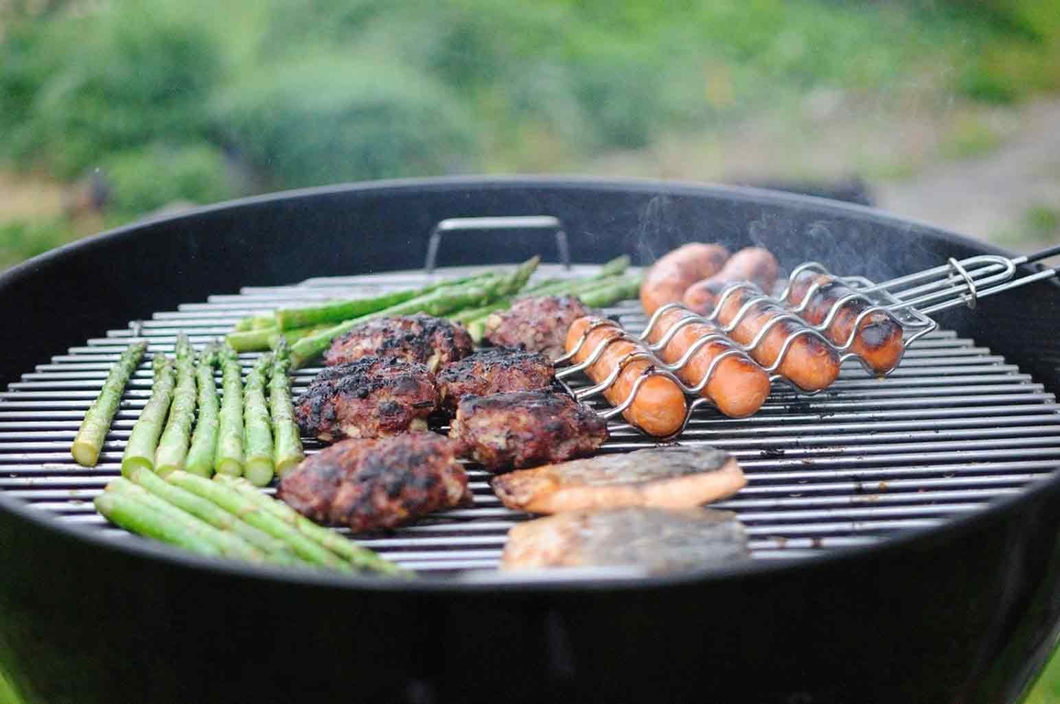 3 Tips for a Brilliant Backyard Barbecue - AnnMarie John