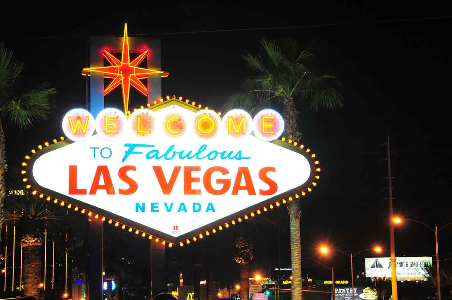 Reasons Why Neon Signs are Still Relevant - AnnMarie John