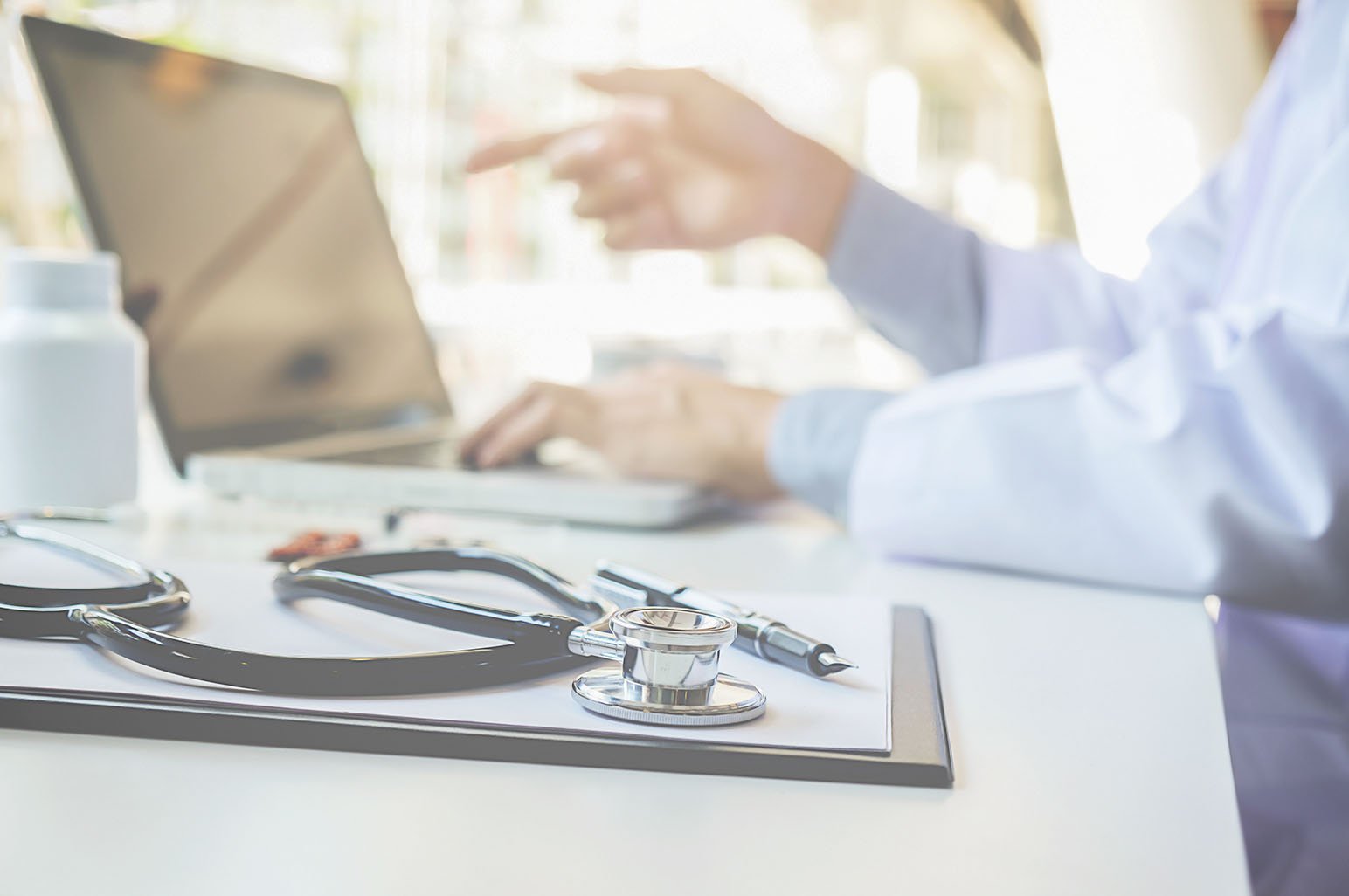 Tips On Getting Good Medical Advice Without Going To A Doctor ...