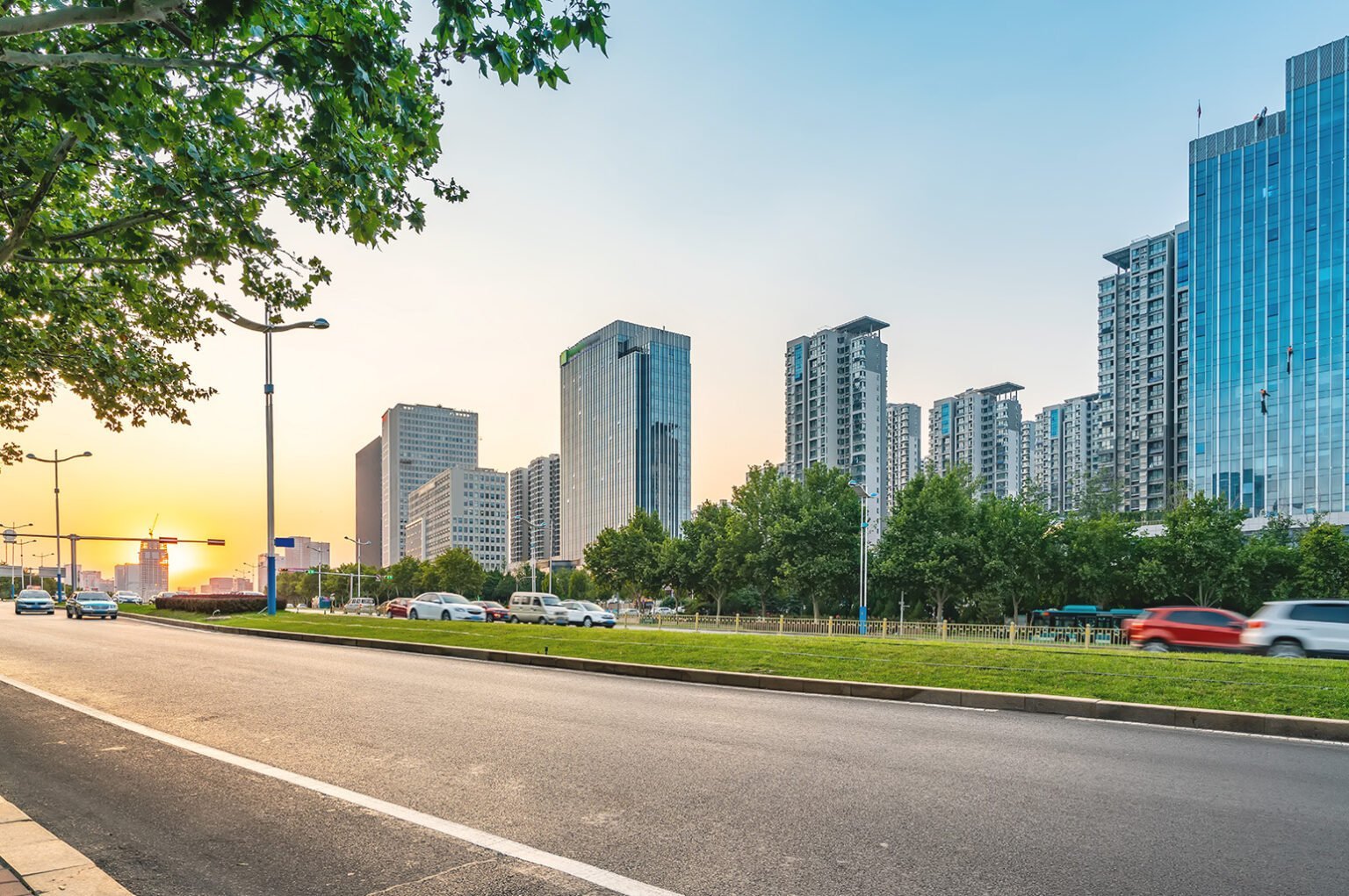6 Great Travel Tips for Exploring a New City - AnnMarie John
