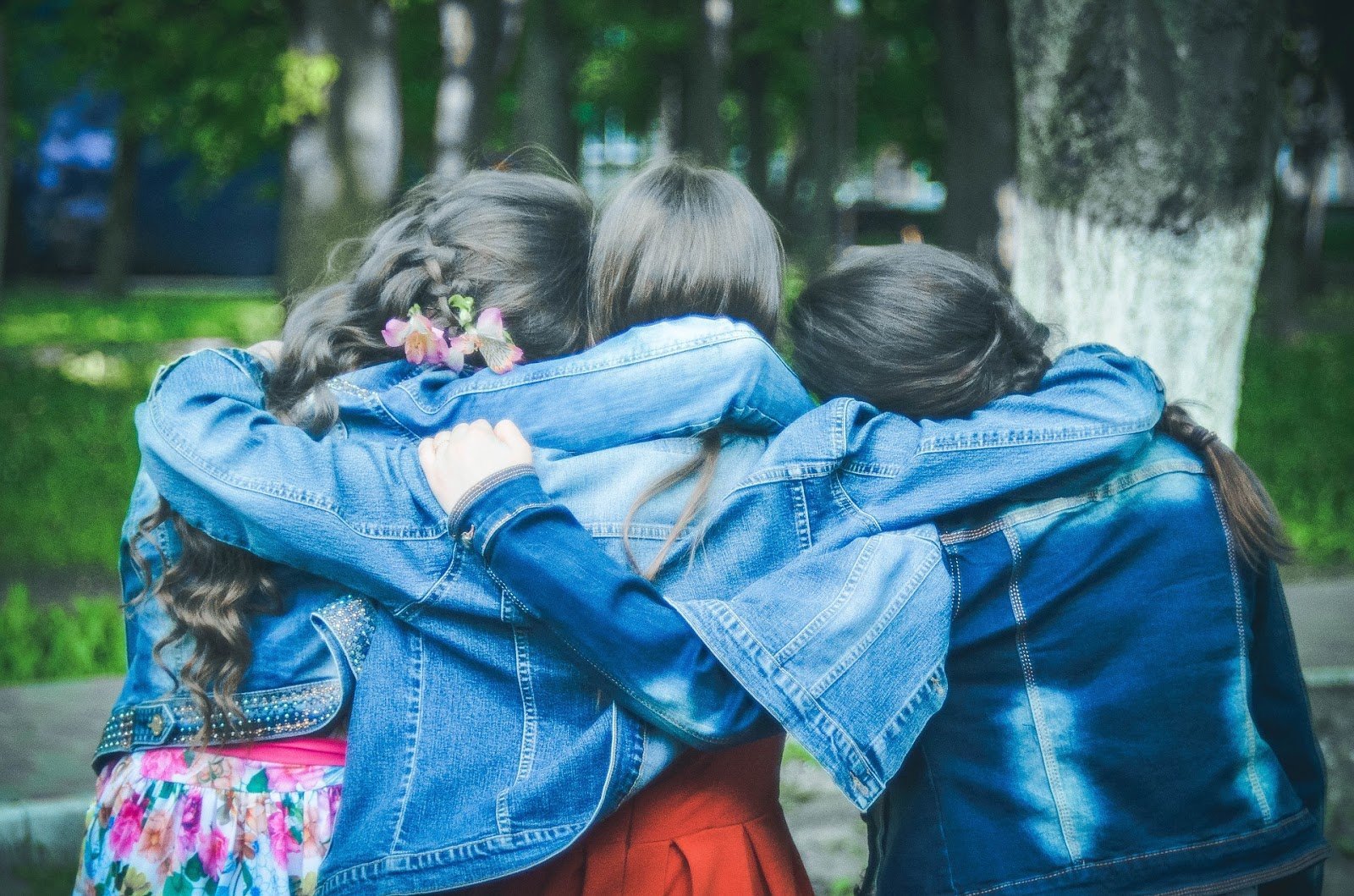 8 Ways to Celebrate Galentine’s Day - AnnMarie John
