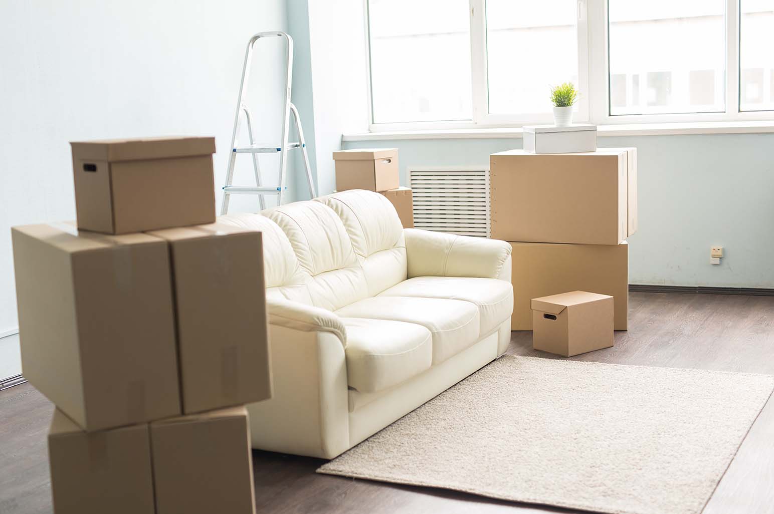 How To Get By Comfortably While Looking For A New Place To Live ...