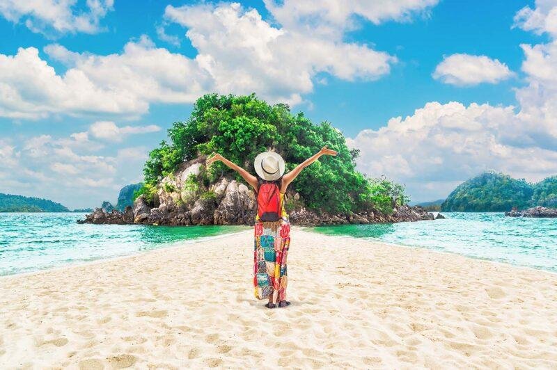 How to Become a Travel Blogger: A Complete Guide - AnnMarie John
